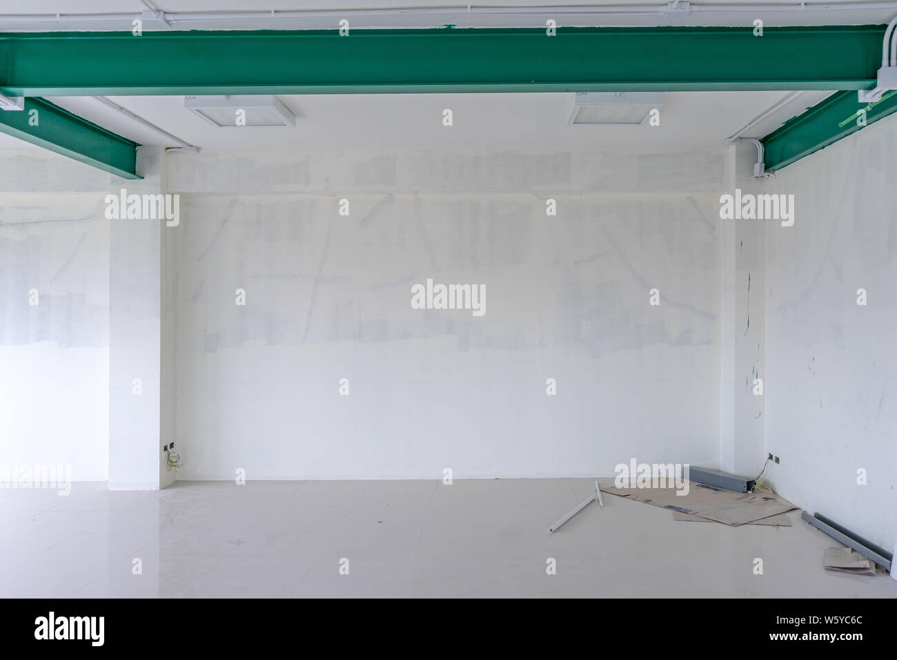 Under construction empty room in construction process Stock Photo - Alamy