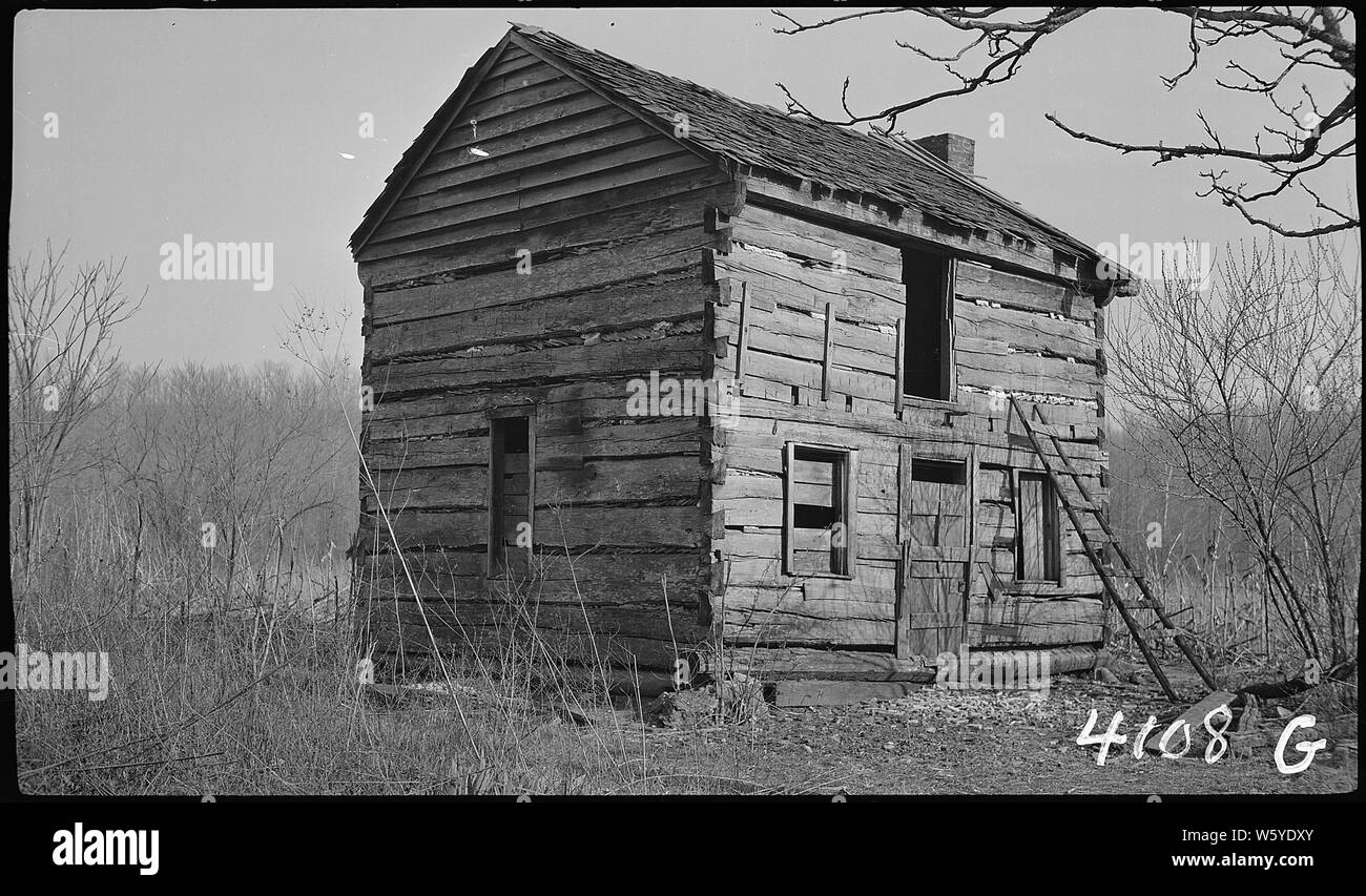 Two story log cabin built circa 1850 Stock Photo - Alamy