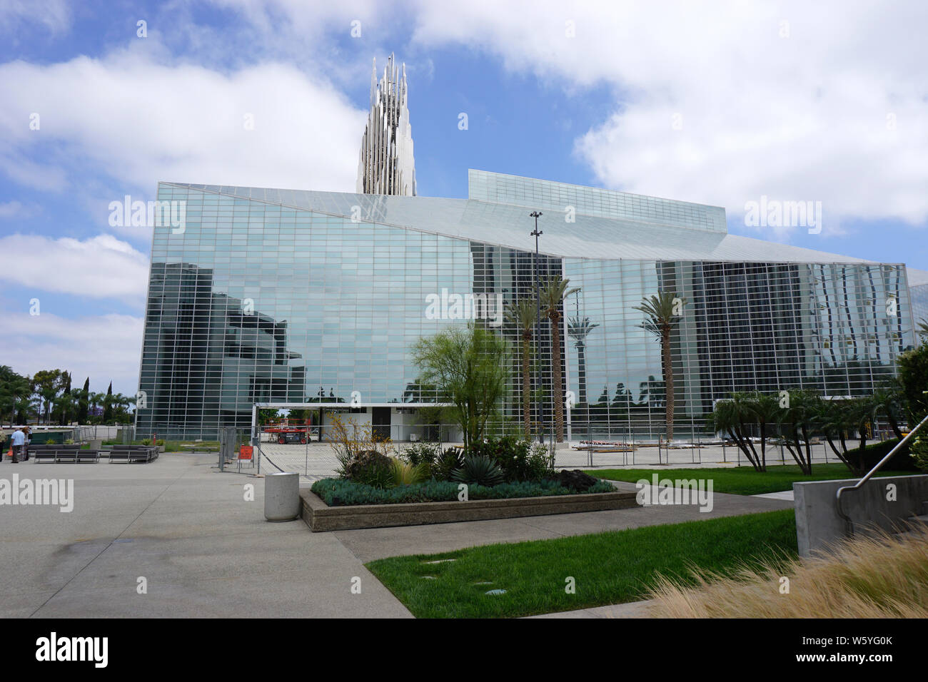 Crystal cathedral hi-res stock photography and images - Alamy