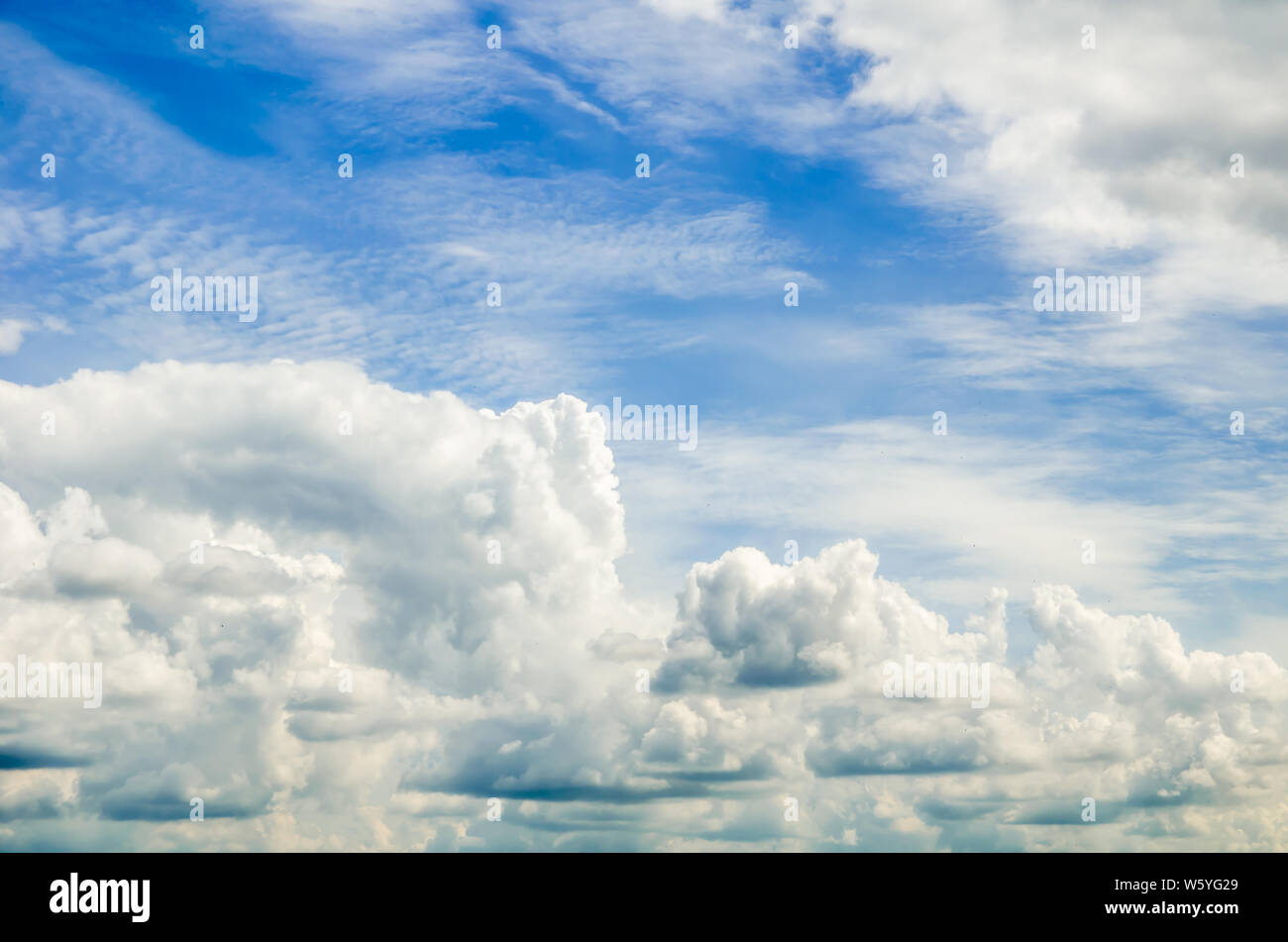 blue beautiful sky with white clouds Stock Photo - Alamy