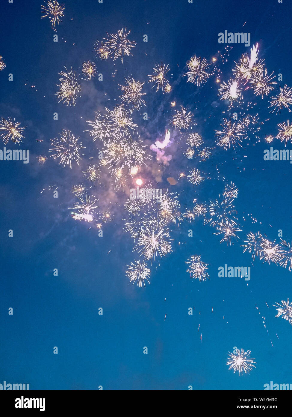 Neighborhood fireworks hi-res stock photography and images - Alamy