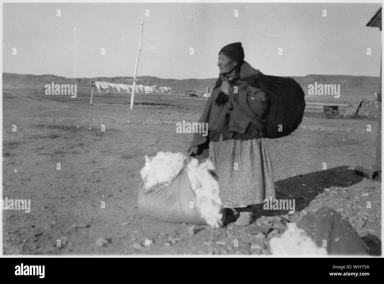 Bags women Black and White Stock Photos & Images - Alamy
