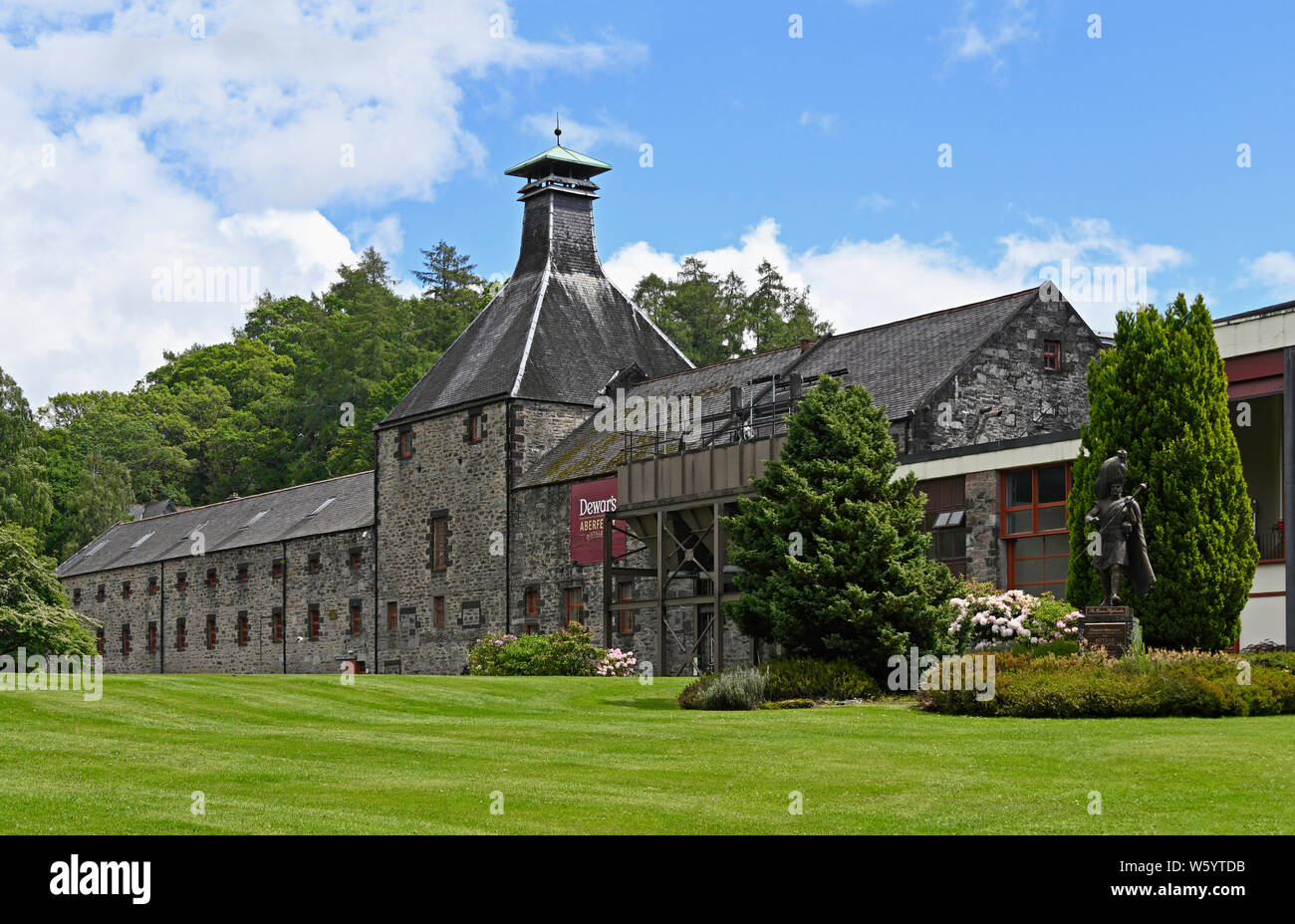 Aberfeldy distillery hi-res stock photography and images - Alamy