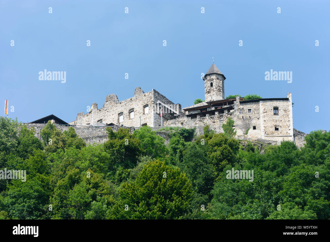 Villach: Landskron Castle in , Kärnten, Carinthia, Austria Stock Photo ...