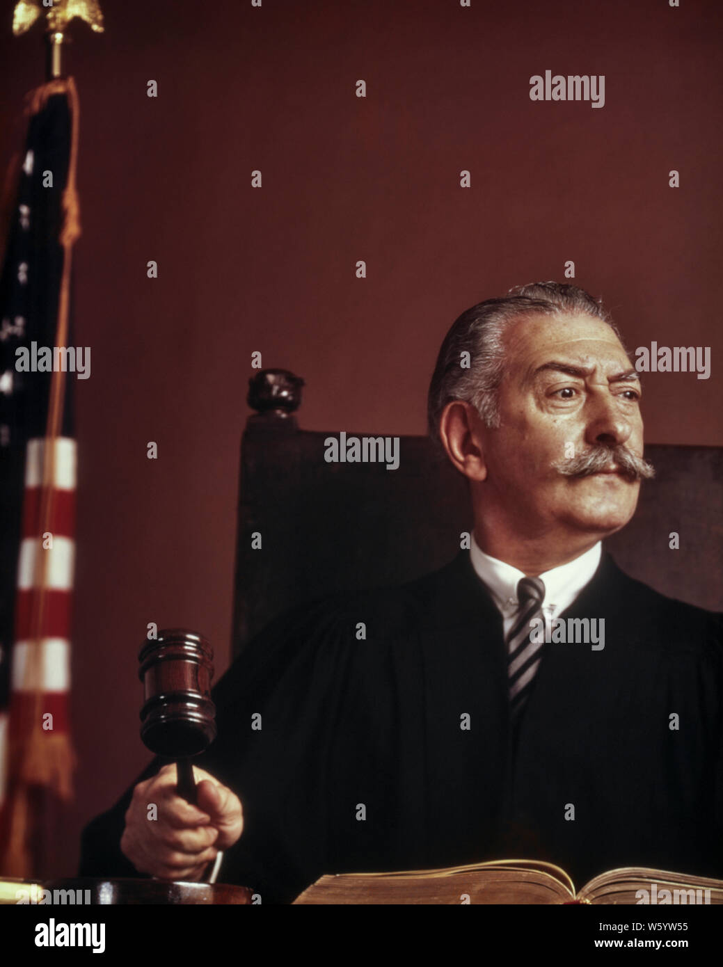 Courtroom judge bench hi-res stock photography and images - Alamy