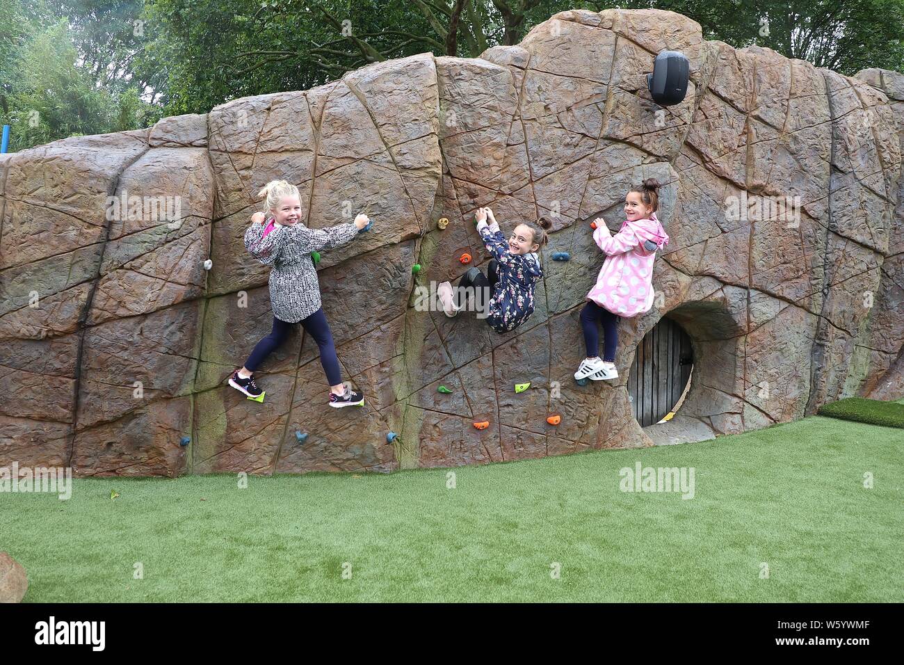 Zookeepers crafted the unique edible braid woven from Ande's favorite ...