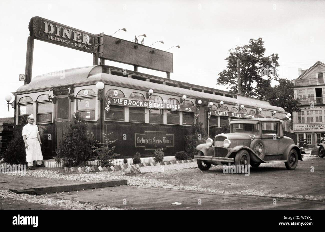 1930s diner hi-res stock photography and images - Alamy