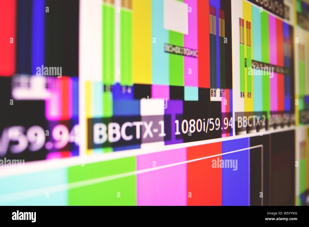 Tv test patterns hi-res stock photography and images - Alamy
