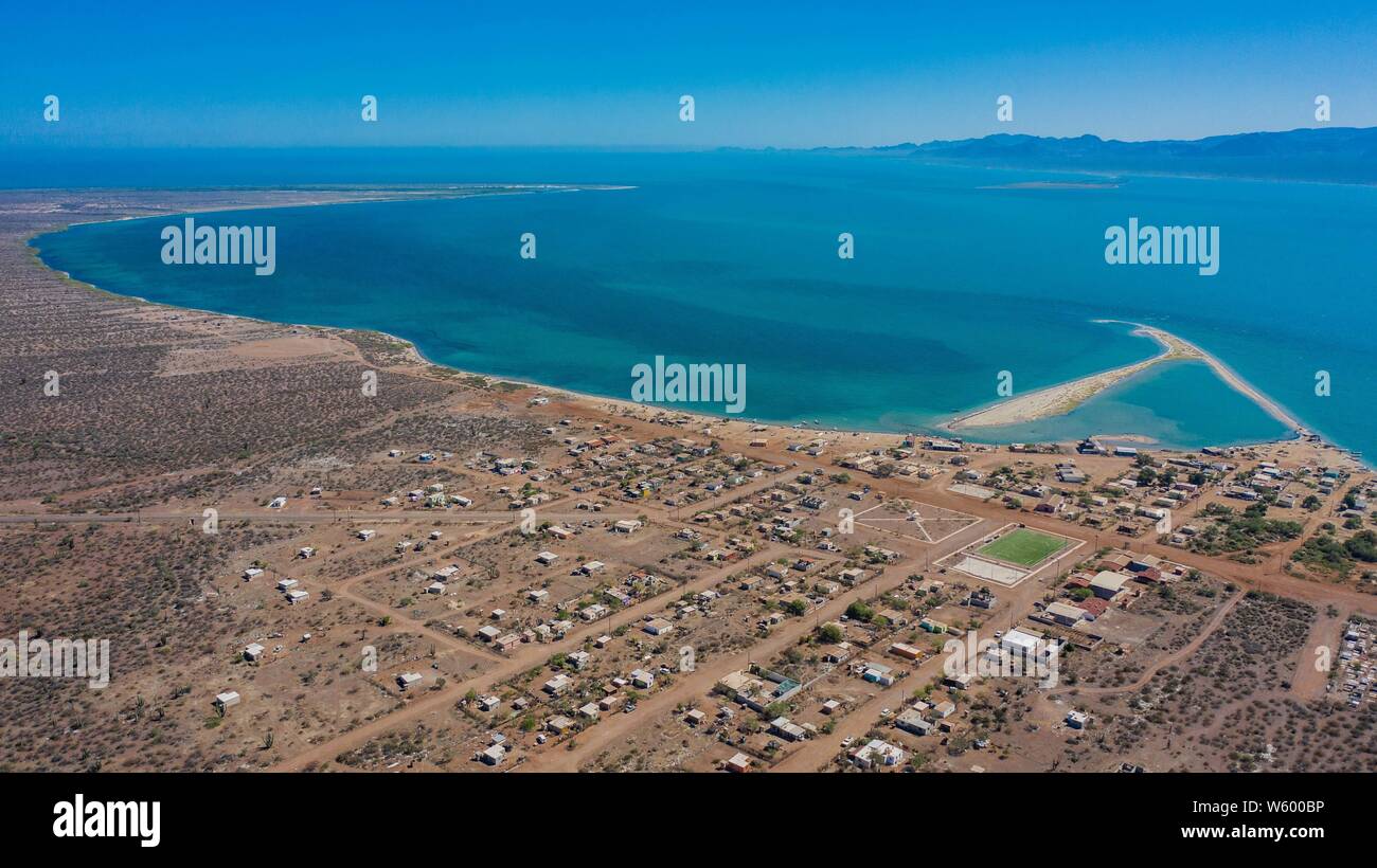 Etnia seri hi-res stock photography and images - Alamy