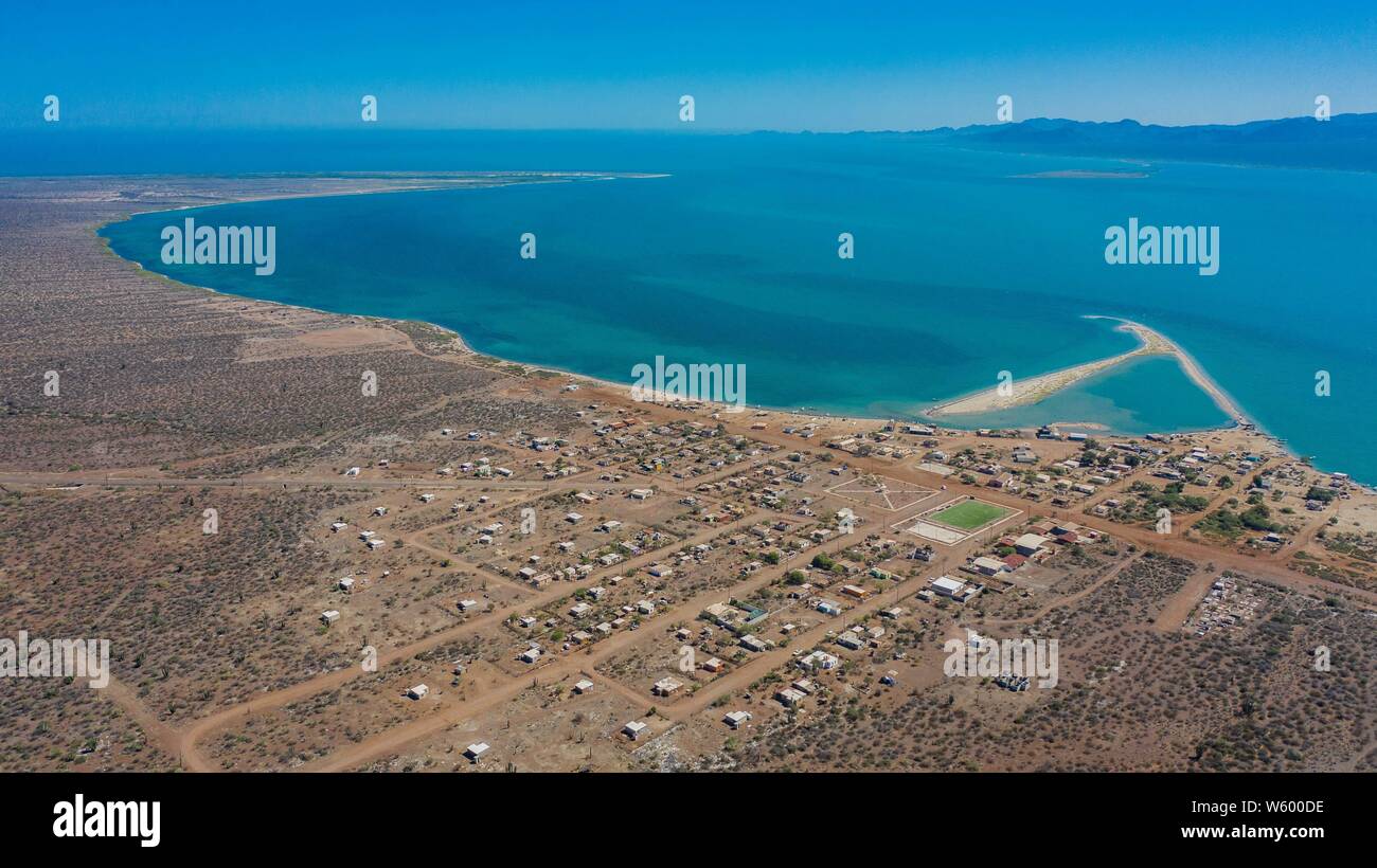 Isla de idioma hi-res stock photography and images - Alamy