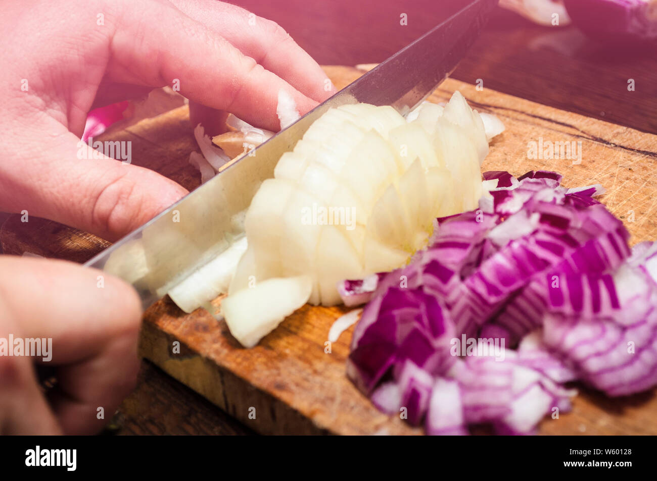 Chopping red onion close up hi-res stock photography and images - Alamy