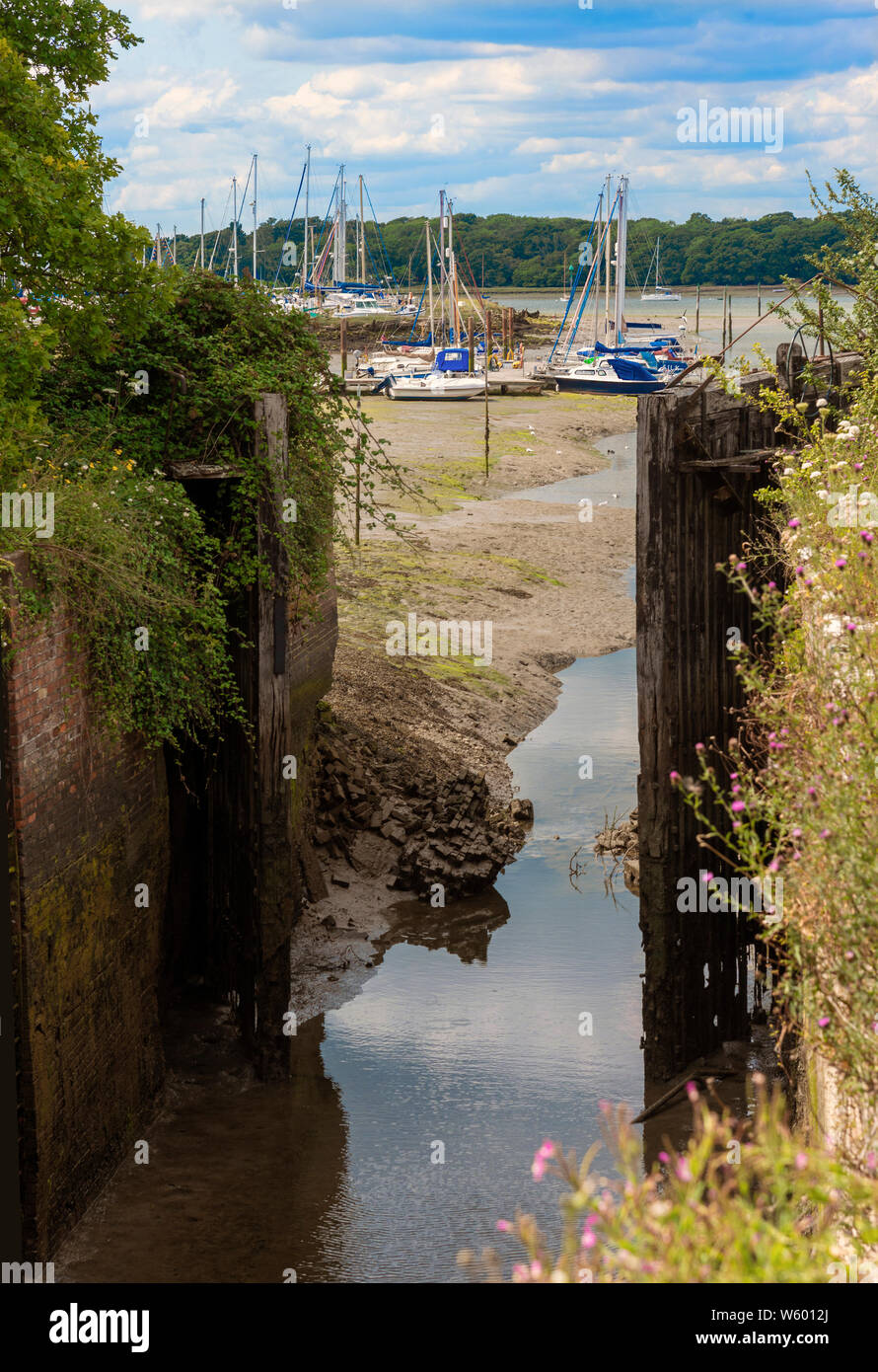 Birdham hi-res stock photography and images - Alamy