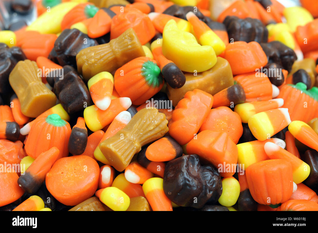 a group candy corn for background and texture Stock Photo - Alamy