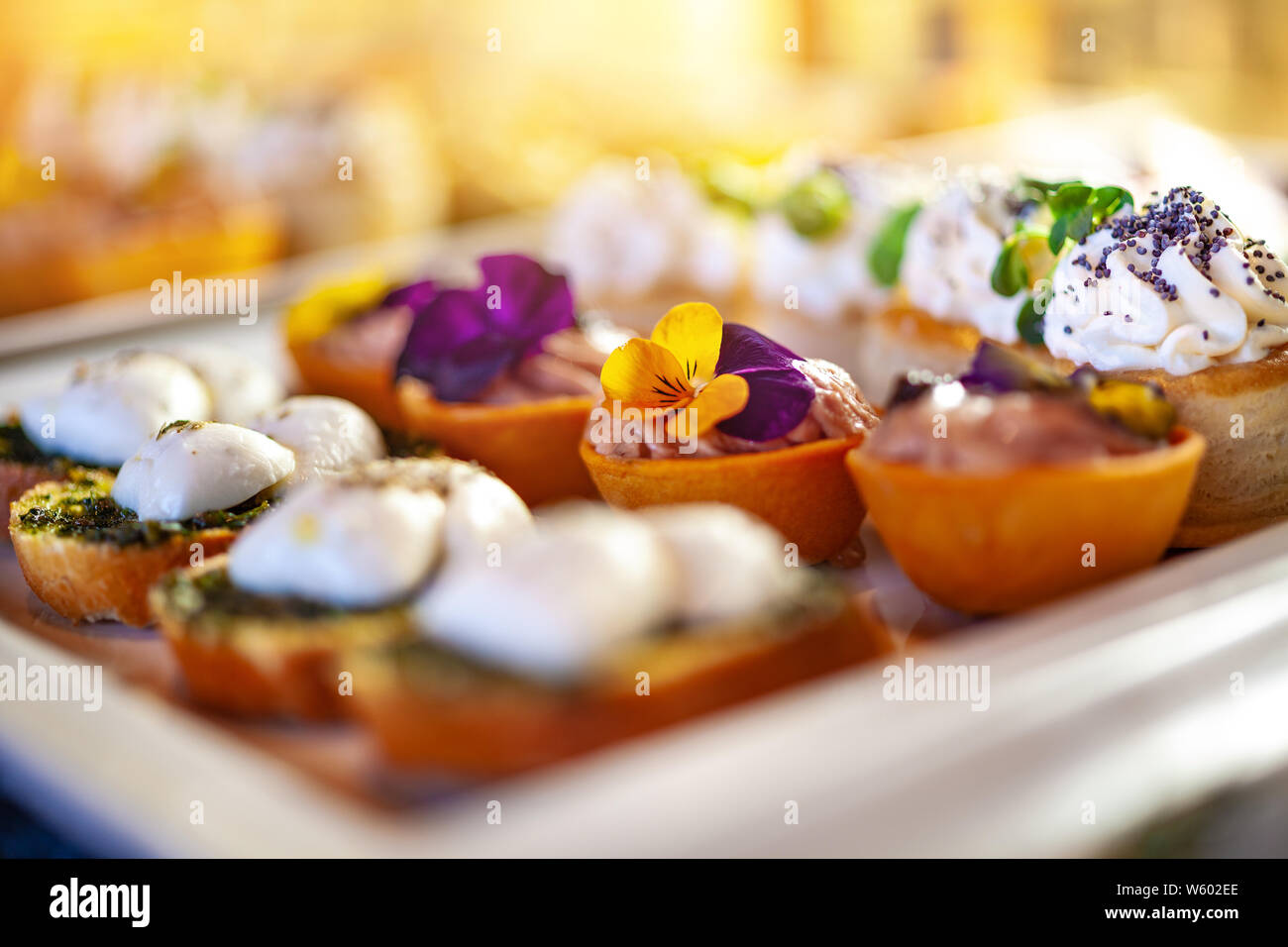 Pleasing plate hi-res stock photography and images - Alamy