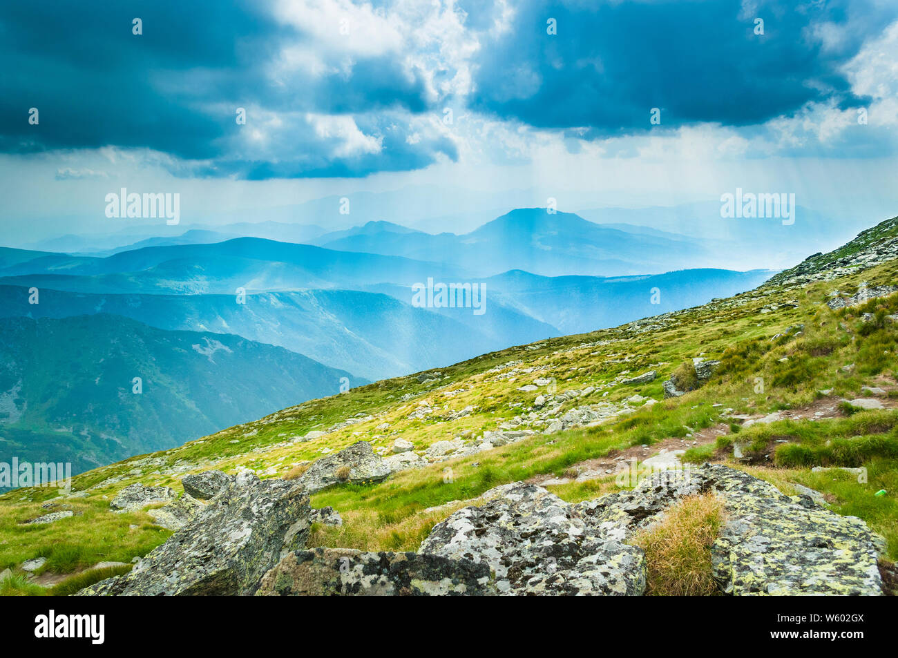 Rain incoming hi-res stock photography and images - Alamy