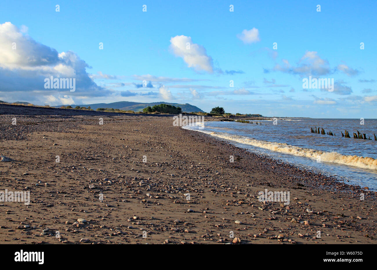 Blue anchor bay somerset hi-res stock photography and images - Alamy