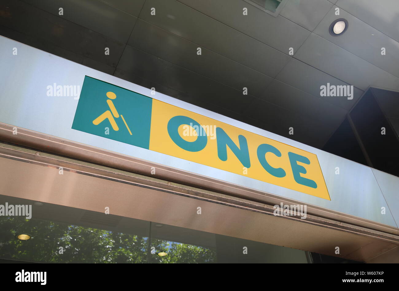 Spanish lottery office hi-res stock photography and images - Alamy