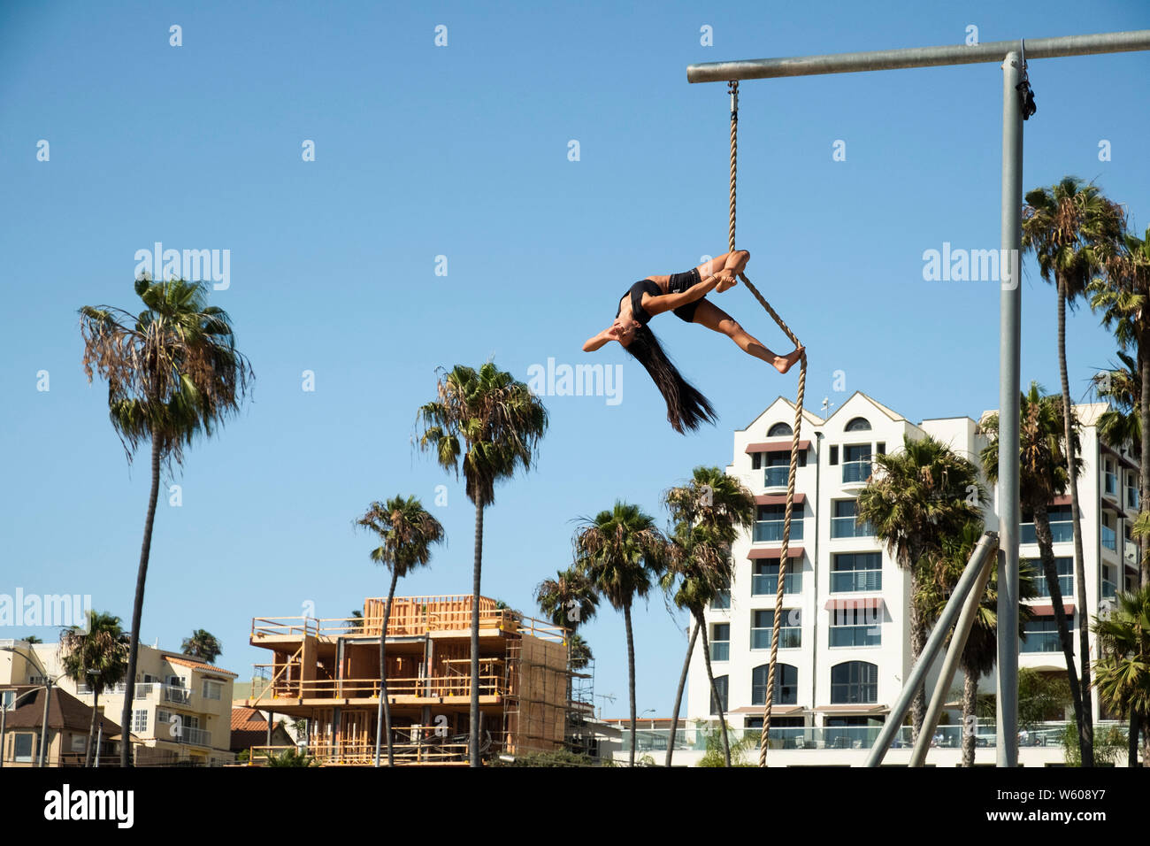Gymnastics on the beach hi-res stock photography and images - Alamy