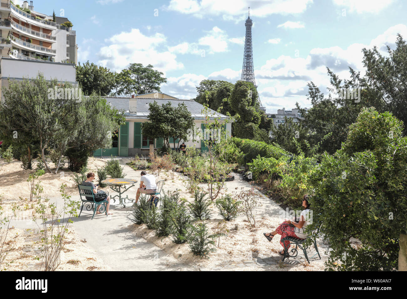 Balzac house hi-res stock photography and images - Alamy