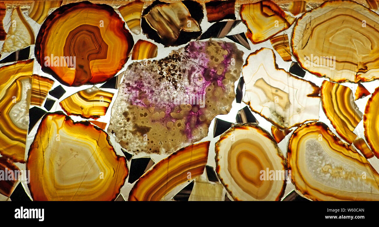 Amethyst crystal tree hi-res stock photography and images - Alamy