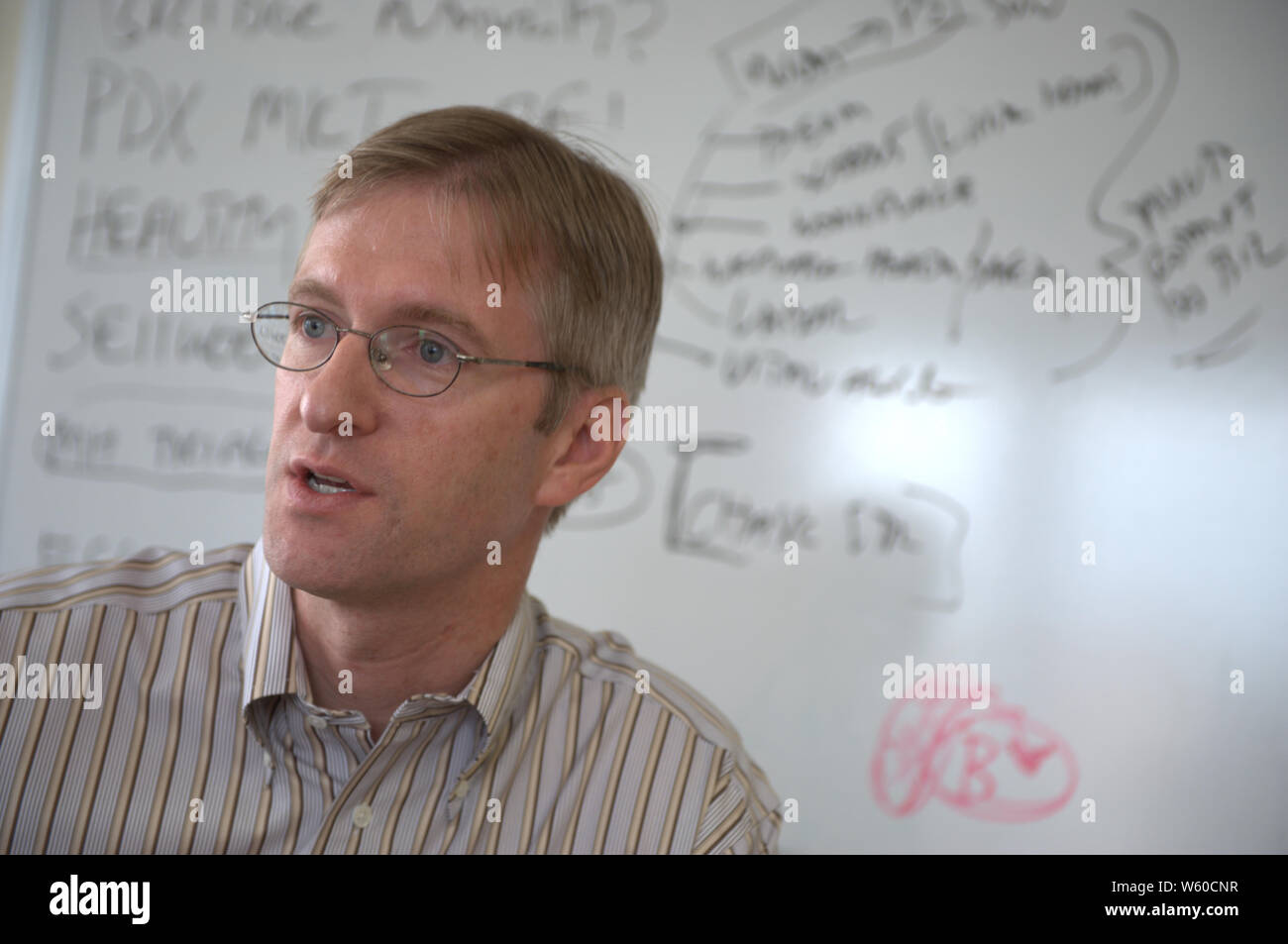 Mayor ted wheeler hi-res stock photography and images - Alamy