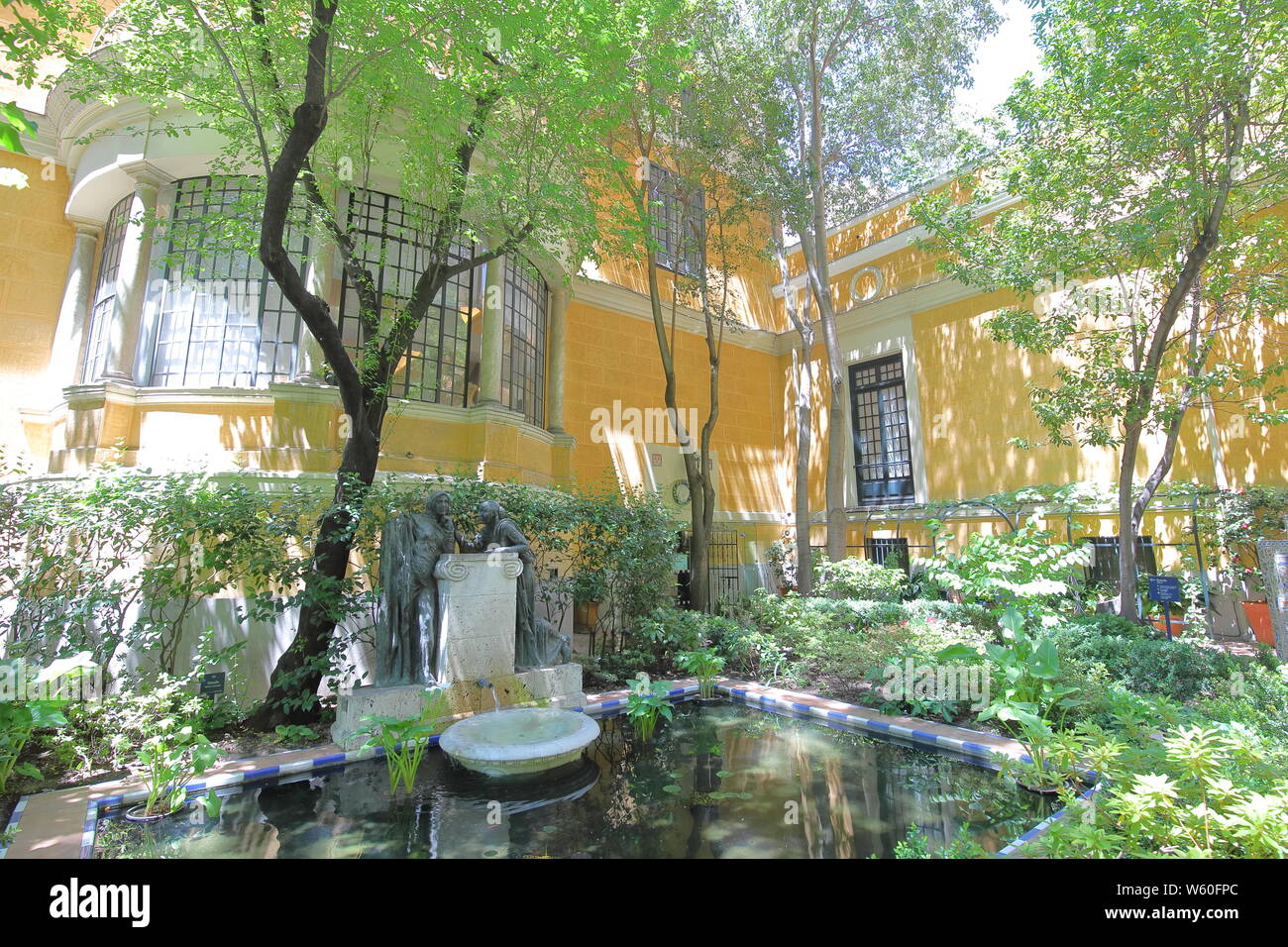 Sorolla museum garden in Madrid Spain Stock Photo - Alamy
