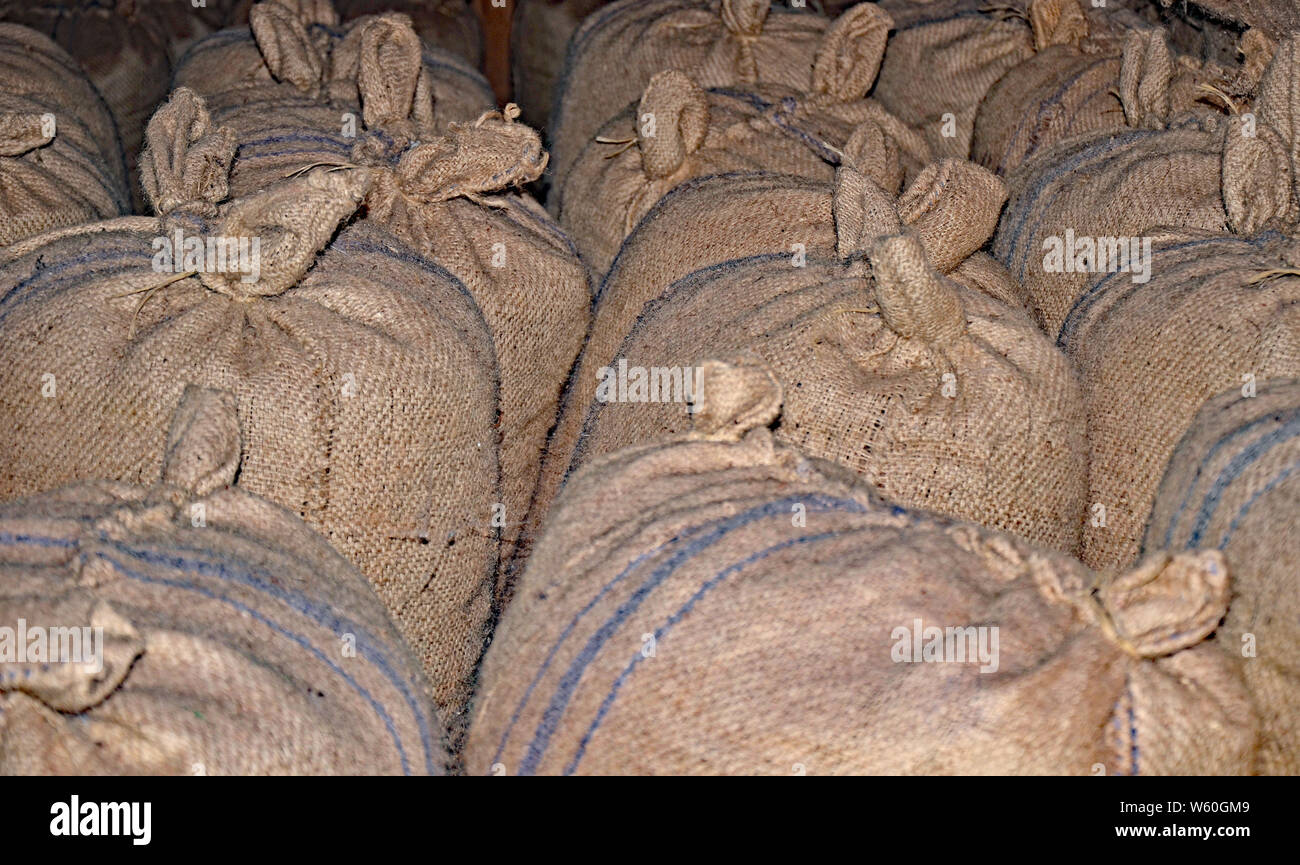 Sacks full of pounds hi-res stock photography and images - Alamy