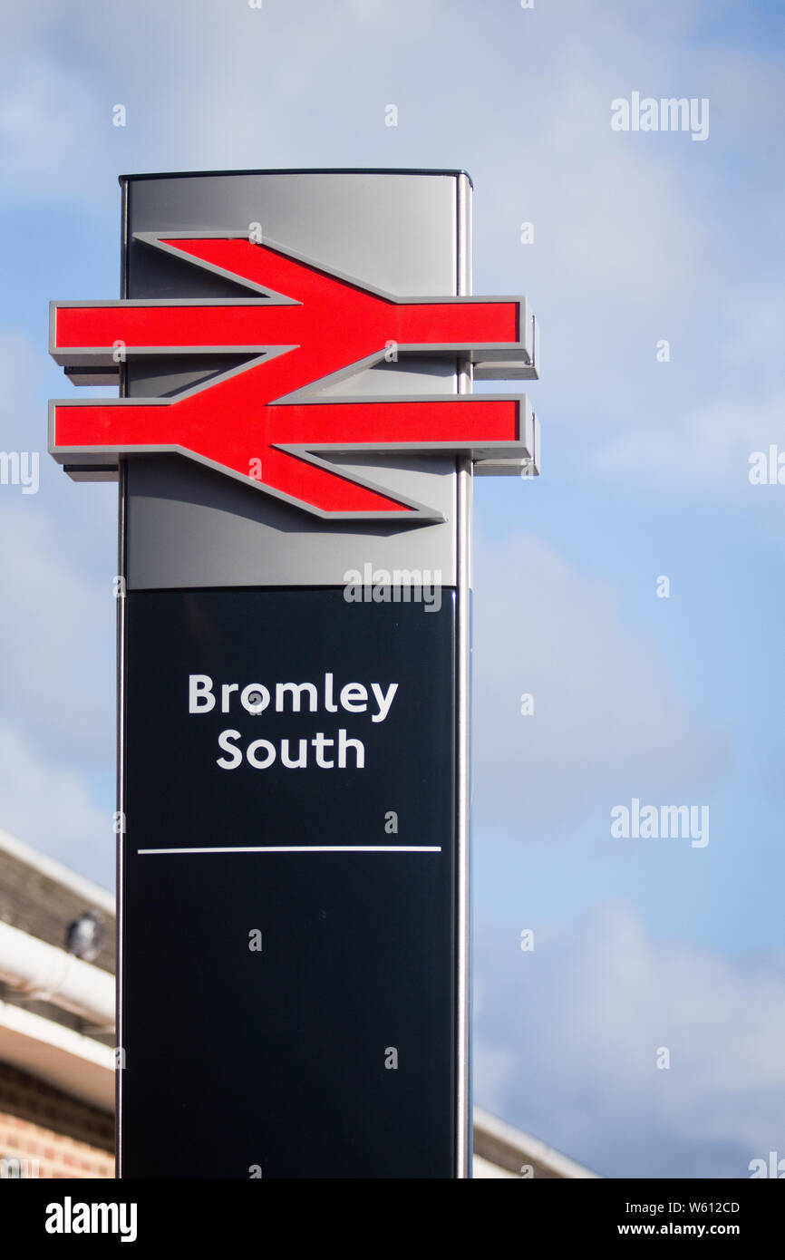 British rail signage hi-res stock photography and images - Alamy
