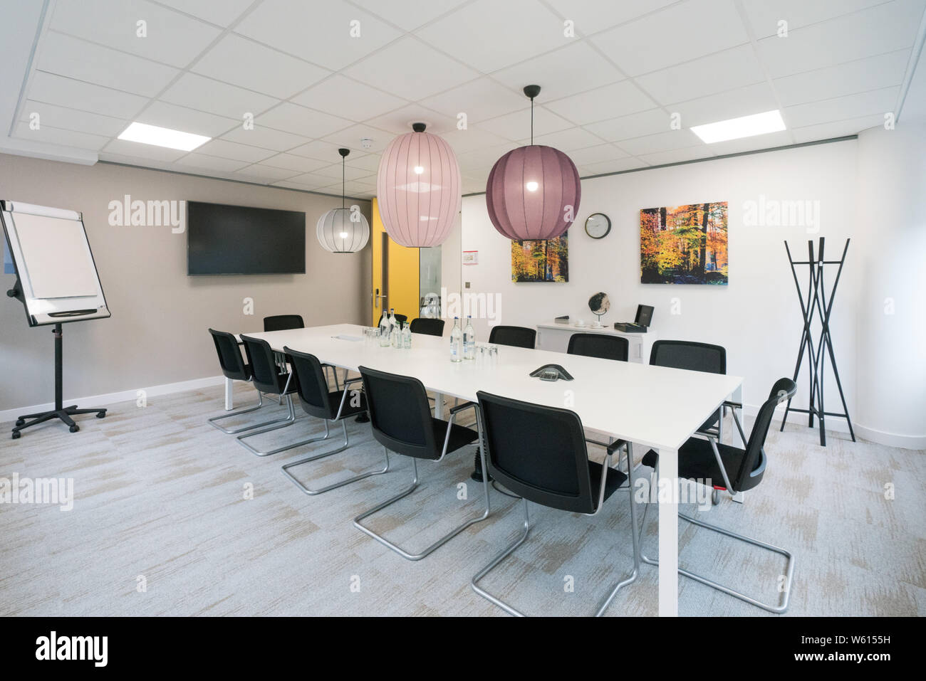 Regus office space hi-res stock photography and images - Alamy
