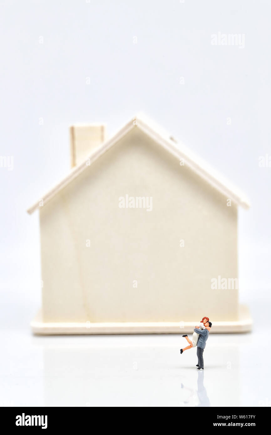 Beside house hi-res stock photography and images - Alamy