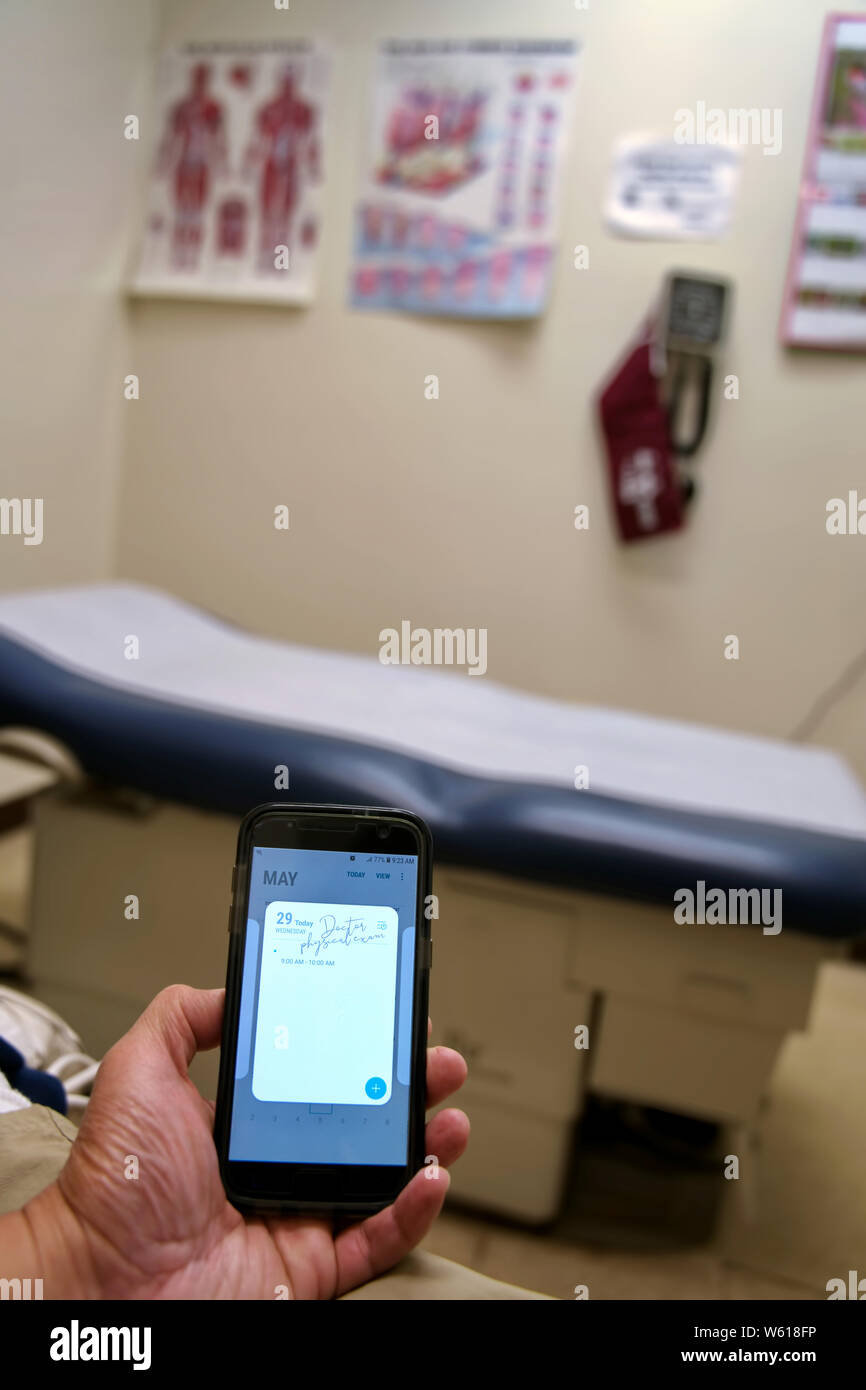 Routine medical examination hi-res stock photography and images - Alamy