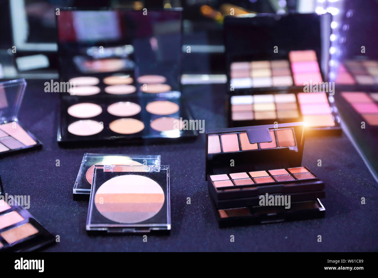 Makeup tools hi-res stock photography and images - Alamy