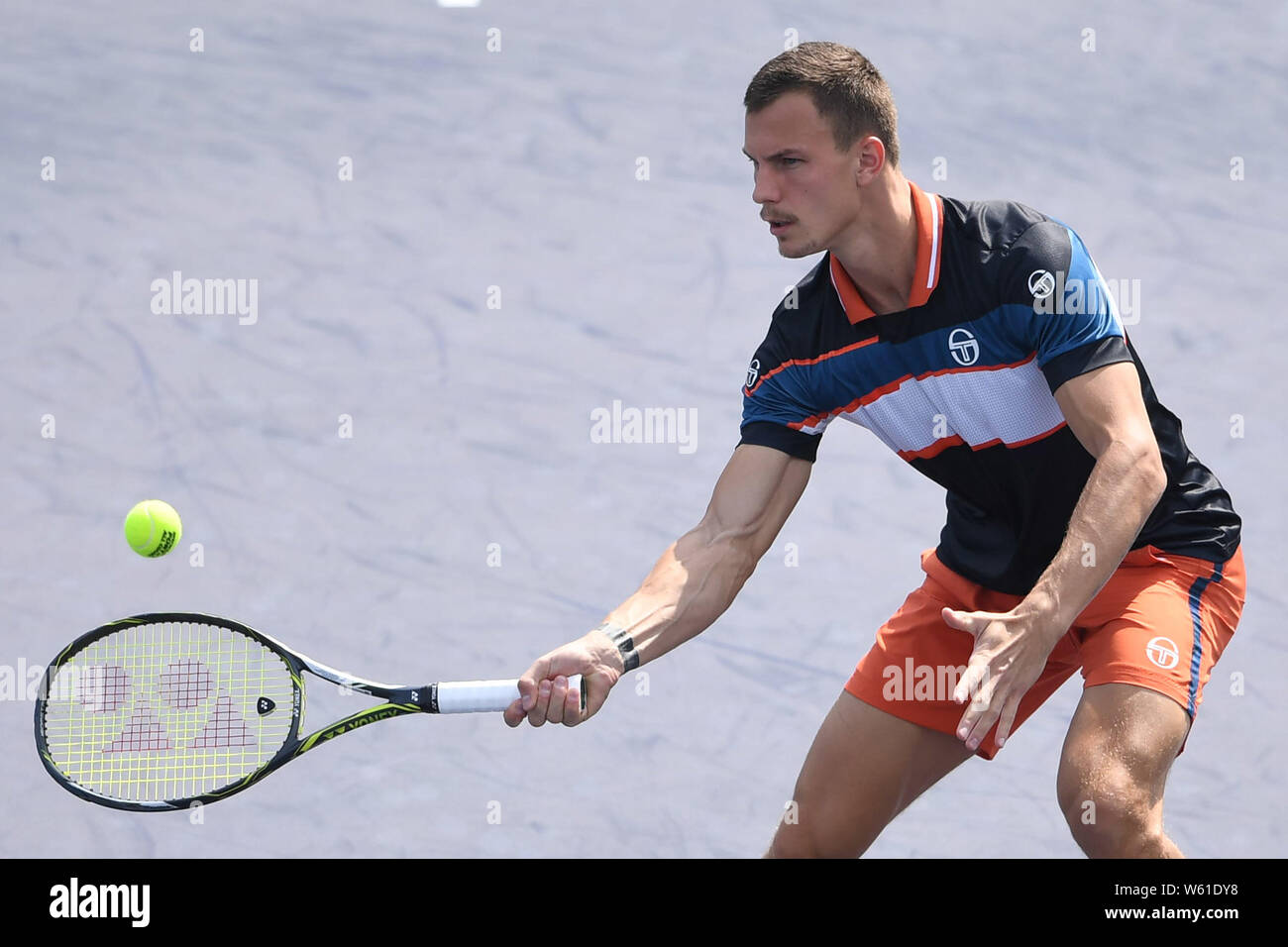 Marton fucsovics hi-res stock photography and images - Alamy