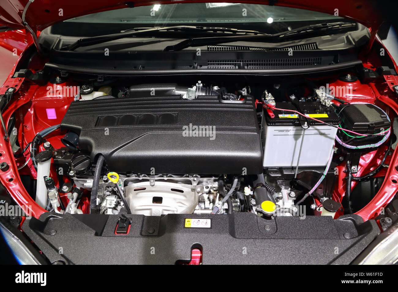 closeup new car engine Stock Photo - Alamy
