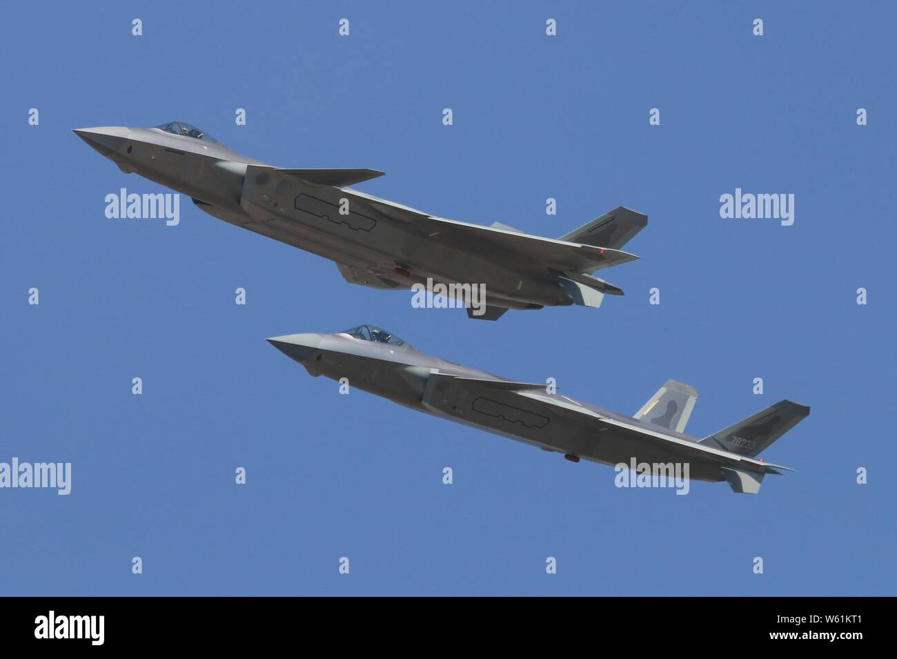 J 20 plane hi-res stock photography and images - Alamy