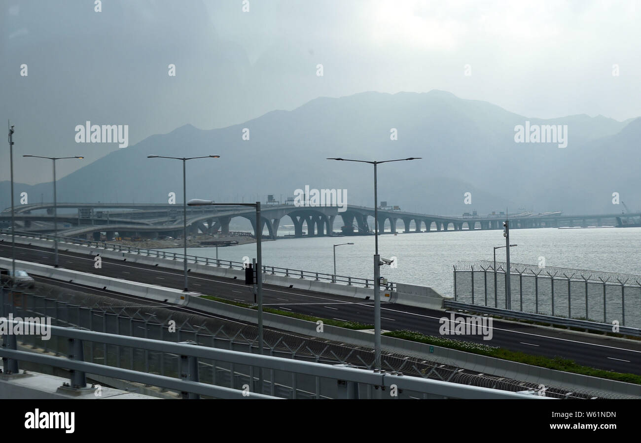 View of the world's longest cross-sea bridge, the Hong Kong-Zhuhai ...