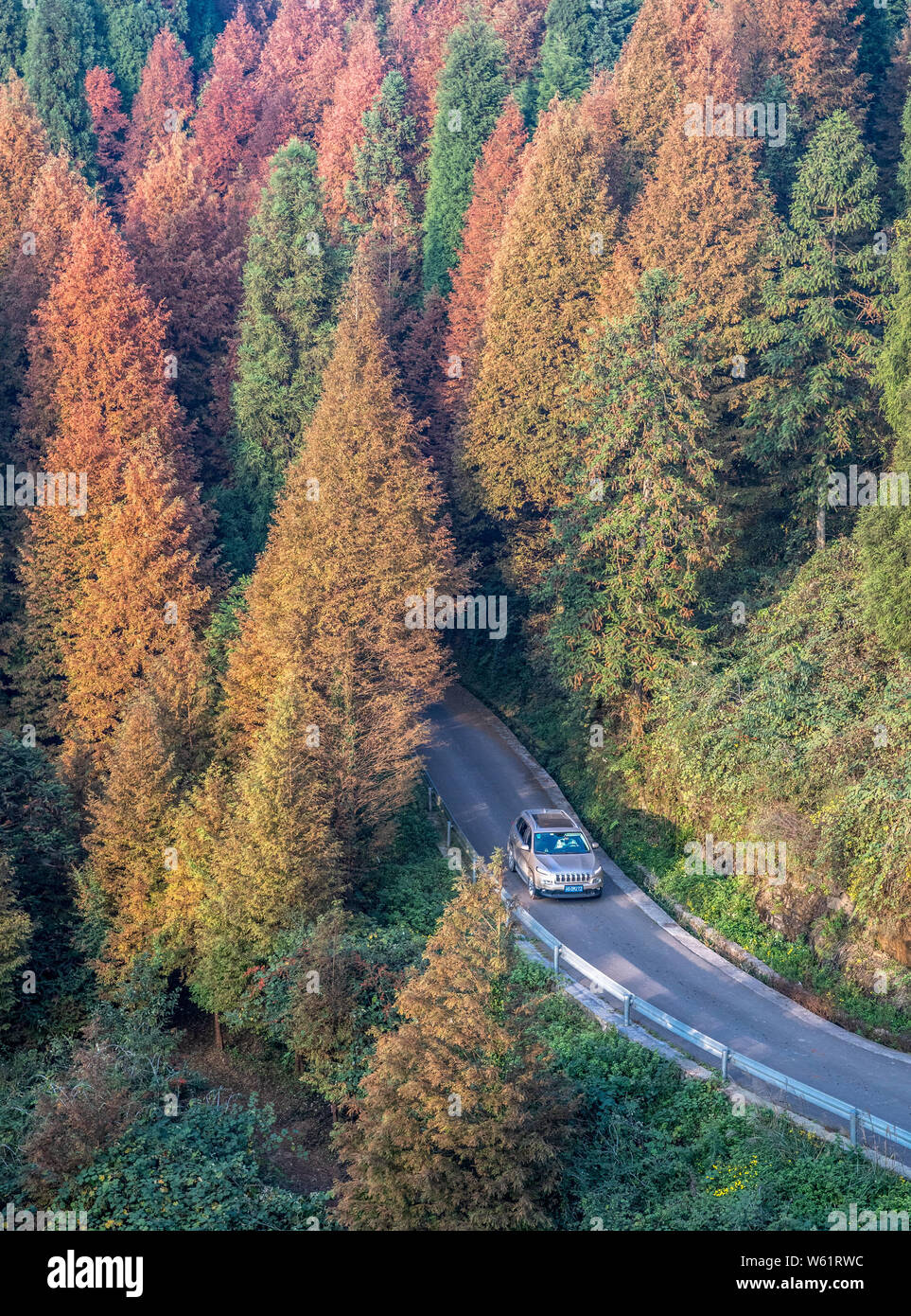 Landscape of the early winter scenery in the Shanwangping Karst ...