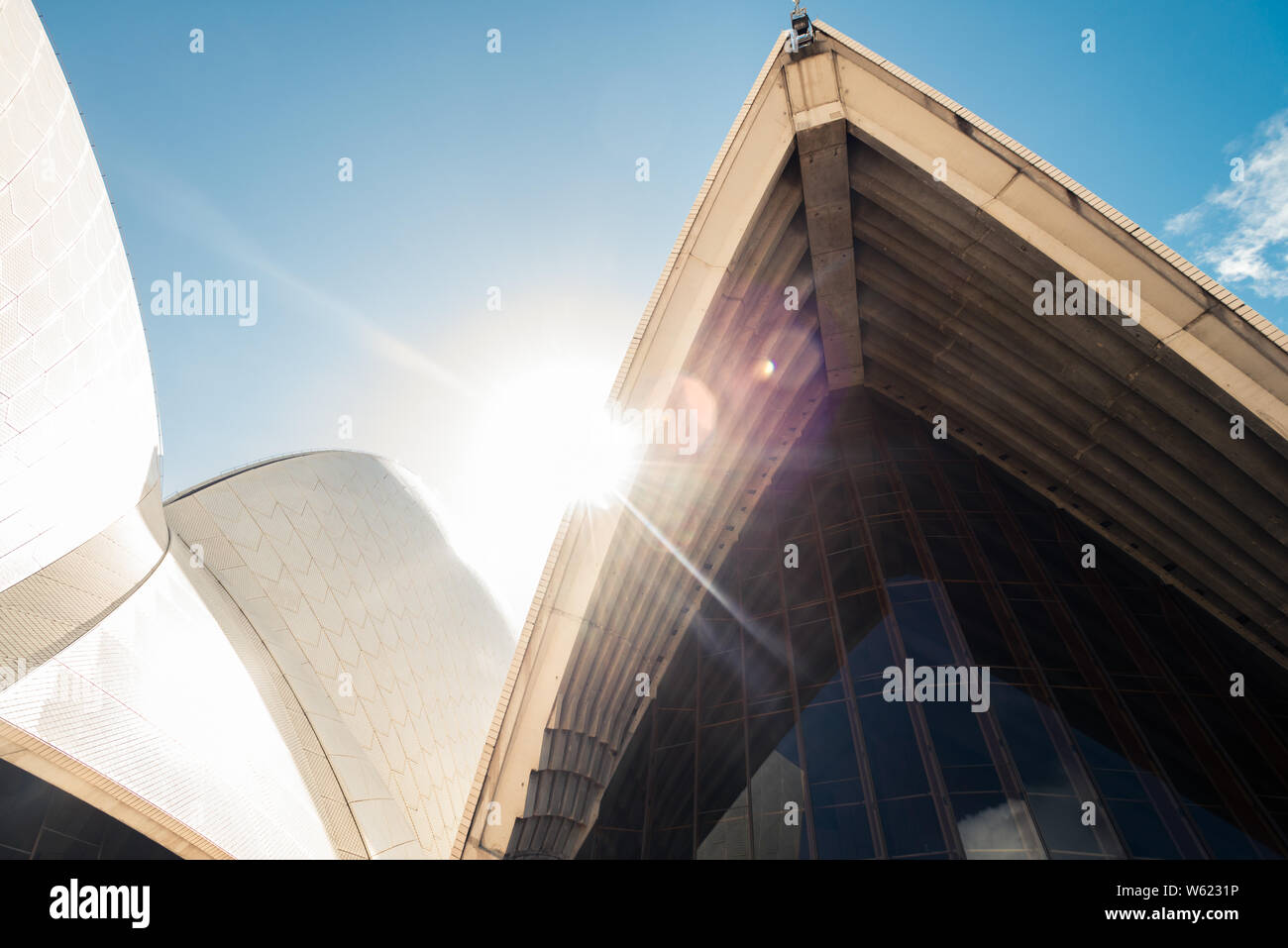 Abstract sydney opera house hi-res stock photography and images - Alamy