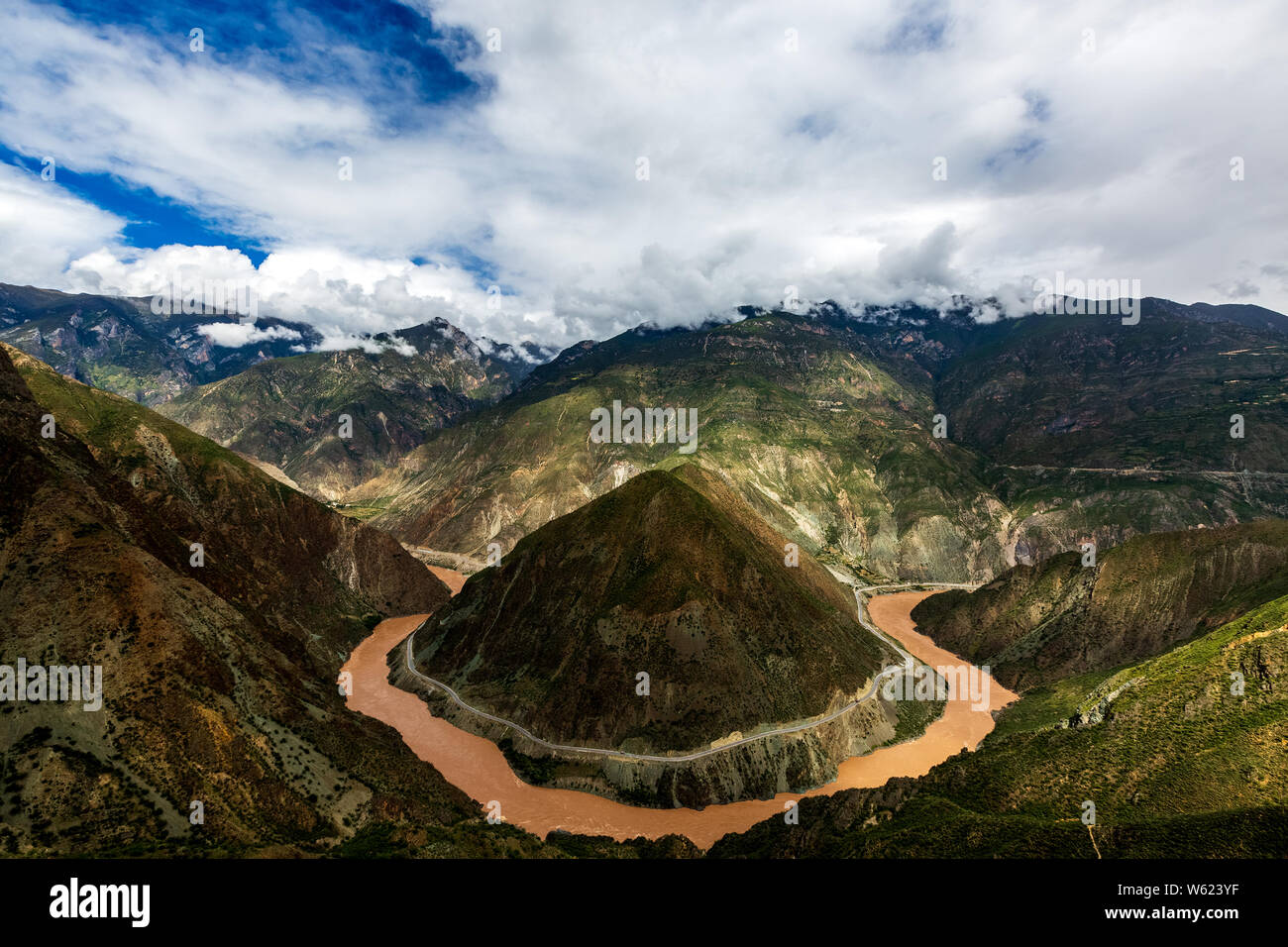 First bend of the yangtze hi-res stock photography and images - Alamy