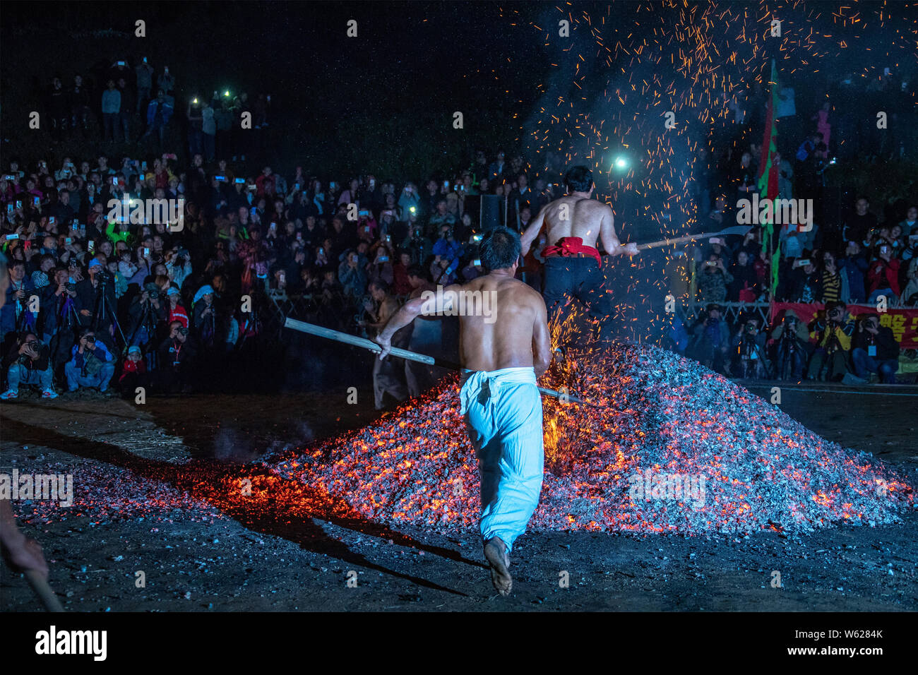 Walking through fire hi-res stock photography and images - Alamy