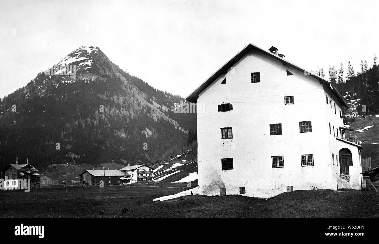 1920s switzerland buidling hi-res stock photography and images - Alamy