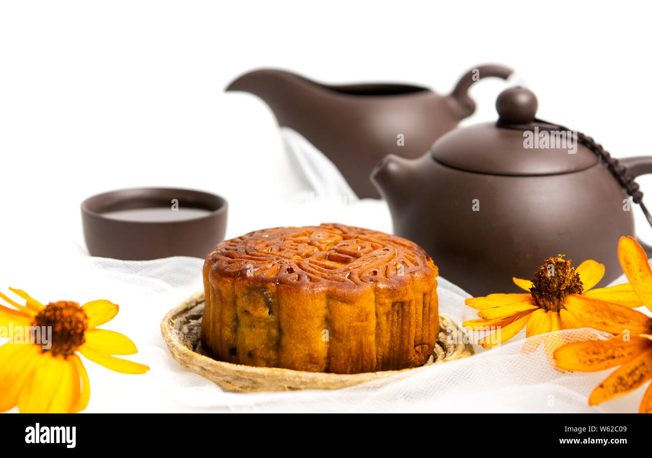 Mid autumn festival chinese culture and tea hi-res stock photography ...