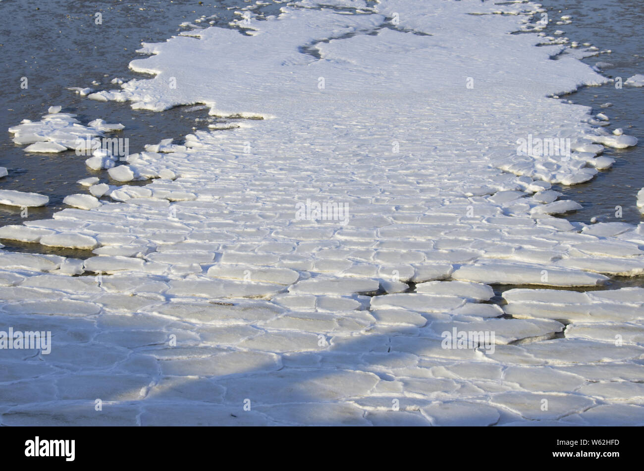 snow covered sea Stock Photo - Alamy