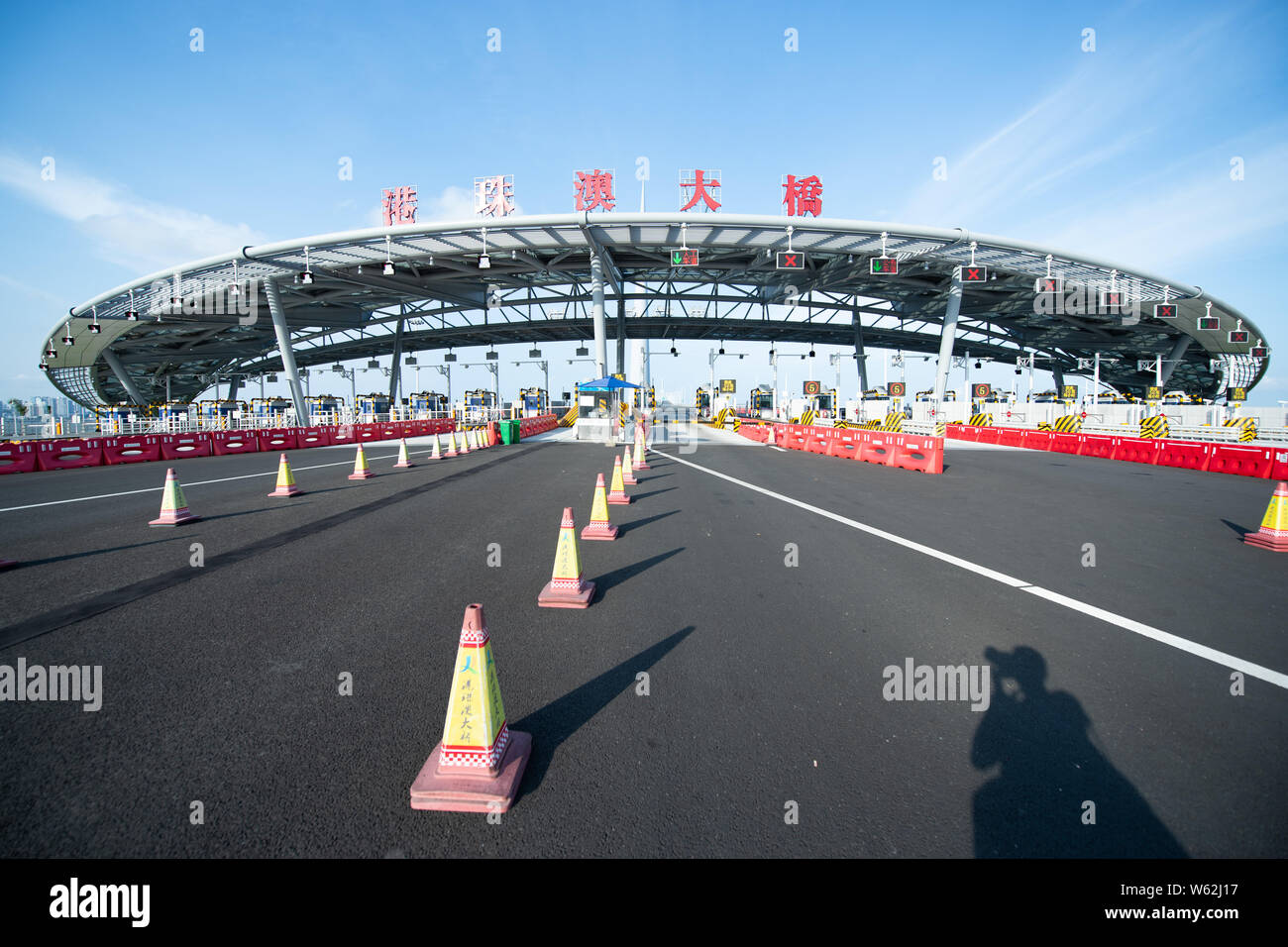 A view of the world's longest cross-sea bridge, the Hong Kong-Zhuhai ...