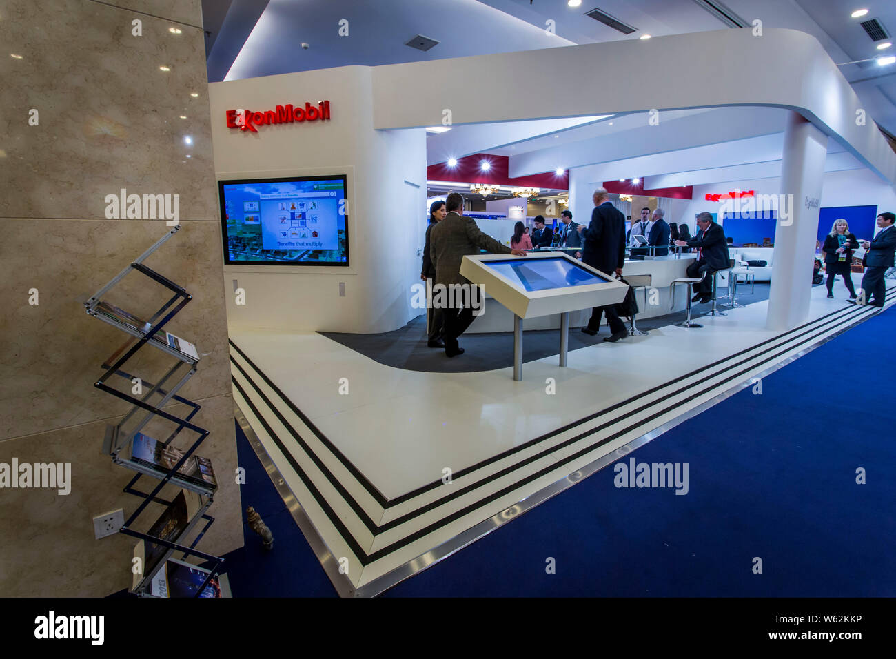 Exxon mobil oil hi-res stock photography and images - Alamy