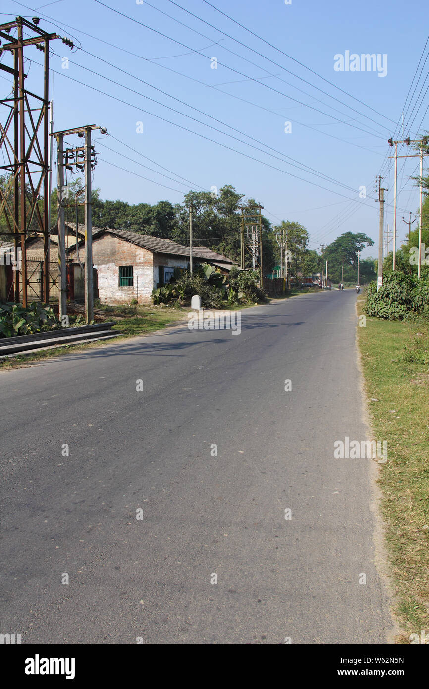 Empty road of kolkata hi-res stock photography and images - Alamy