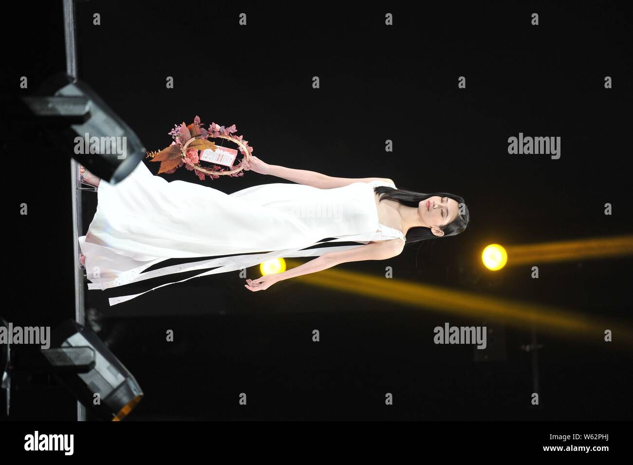 Victoria's Secret Angel and Chinese model Xi Mengyao, better known as ...