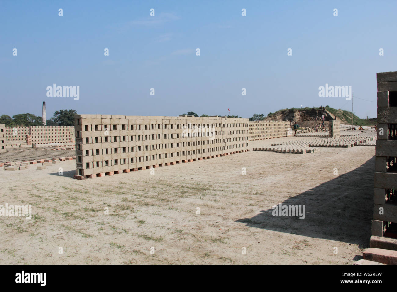 Drying brick hi-res stock photography and images - Alamy