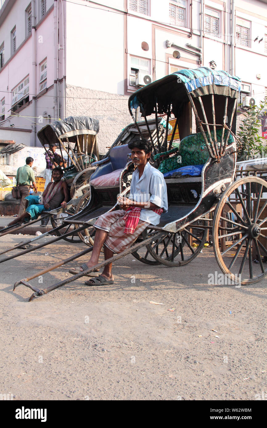 Cart puller hi-res stock photography and images - Alamy