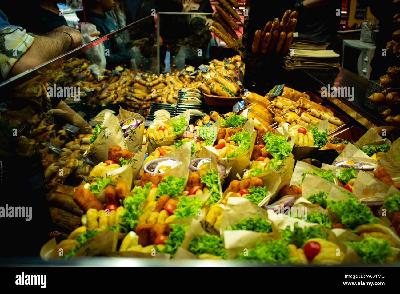 Tomato la boqueria market hi-res stock photography and images - Alamy